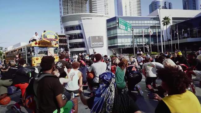 NBA | Video: The Hoop Bus makes it way across the country