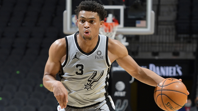 NBA | Video: Keldon Johnson emerging for Spurs