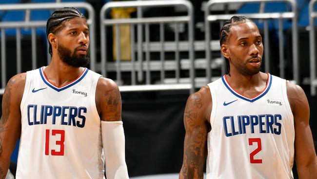 NBA | Video: Kawhi & PG combine for 50 points to top Magic