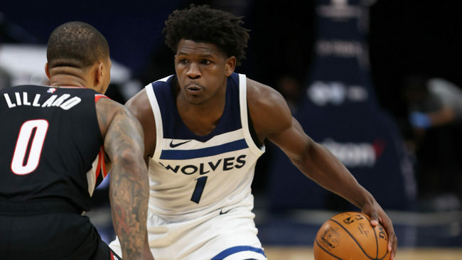 NBA | Video: Is the Rookie of the Year trophy up for grabs?