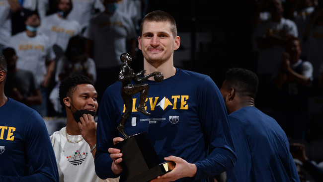 NBA | Video: Nikola Jokic presented with Kia MVP trophy