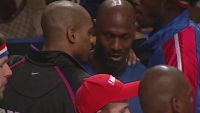 NBA | Video: Vince Carter recalls giving Michael Jordan the starting ...