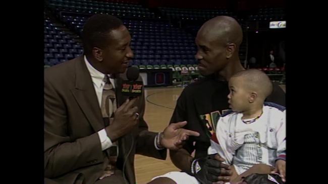 NBA | Video: Young Gary Payton II with Father Gary Payton in a 1994 ...