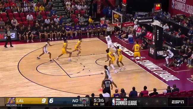 NBA | Video: Elijah Stewart drops in the floater